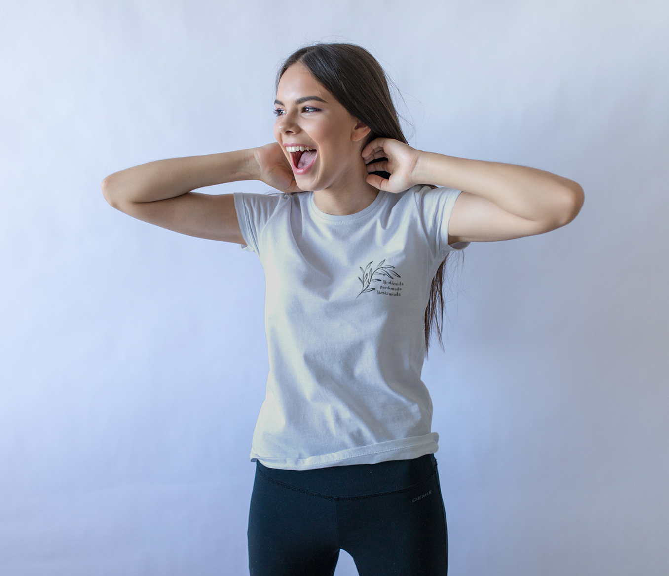Polera mujer “Redimida" – Zoe Studio